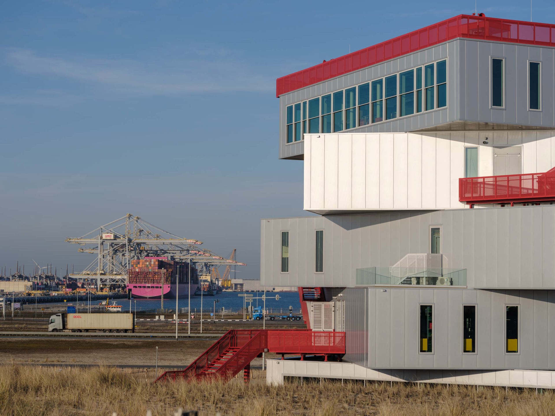 MVRDV - Portlantis
