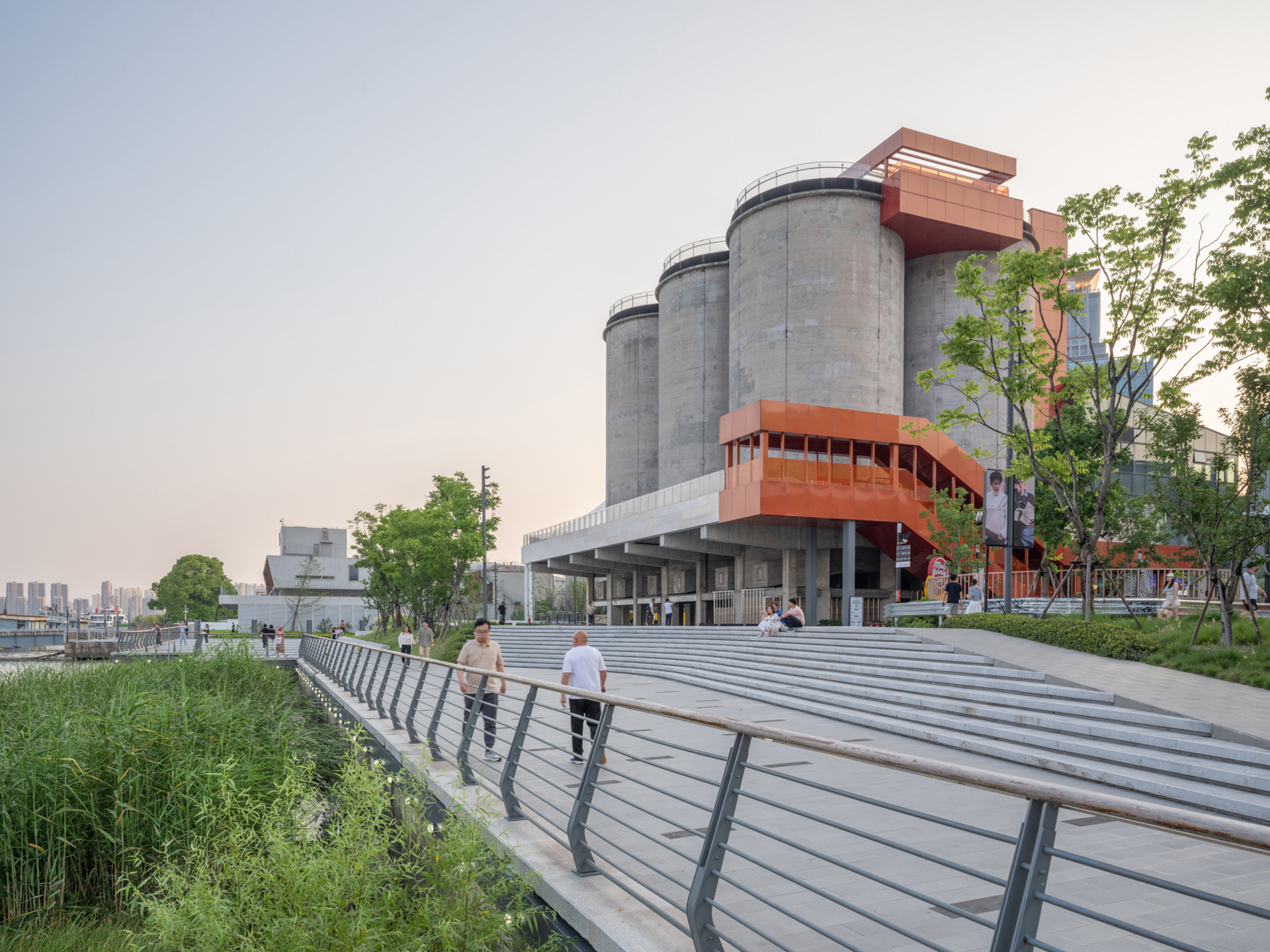 MVRDV - GATE M West Bund Dream Center