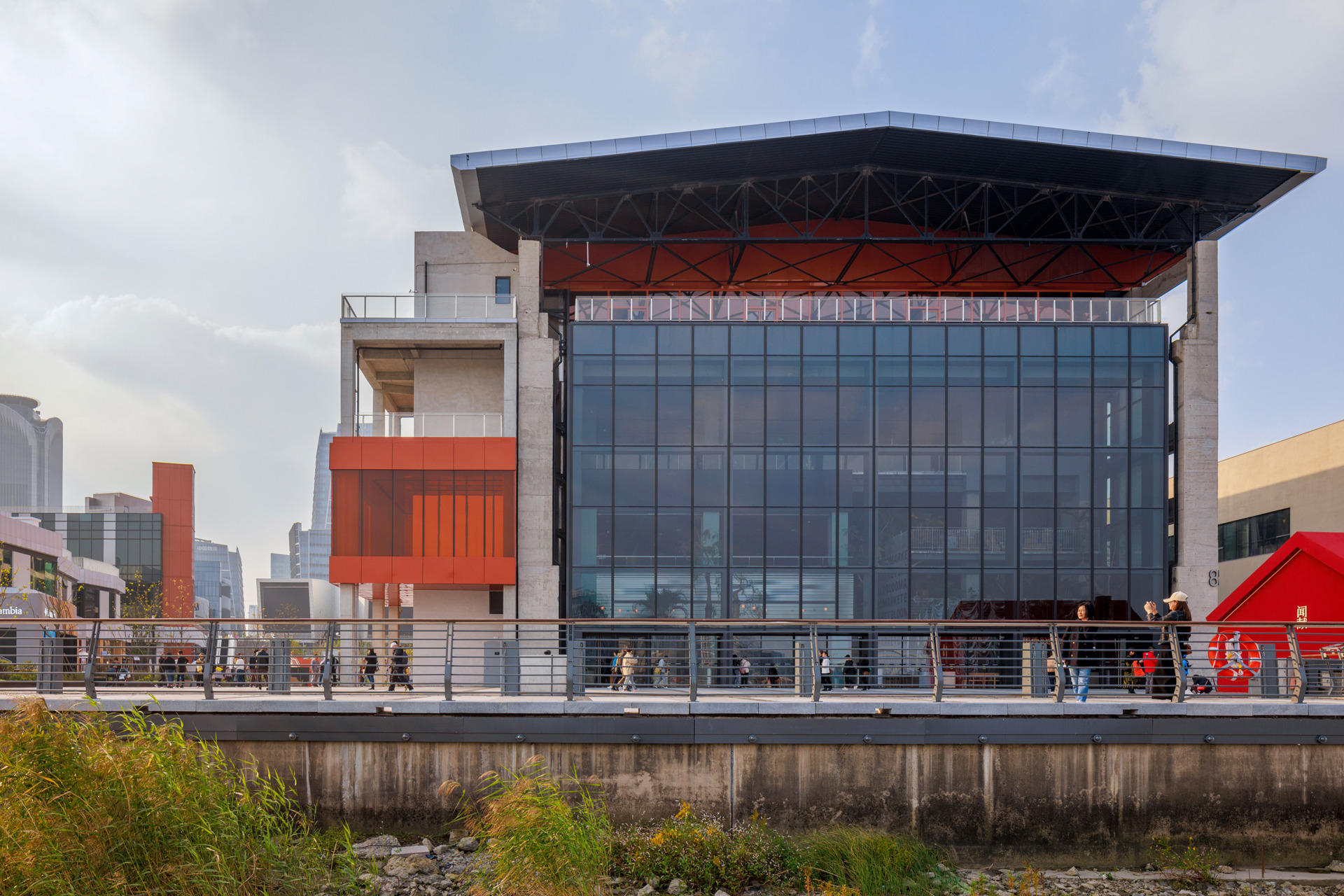 MVRDV - GATE M West Bund Dream Center